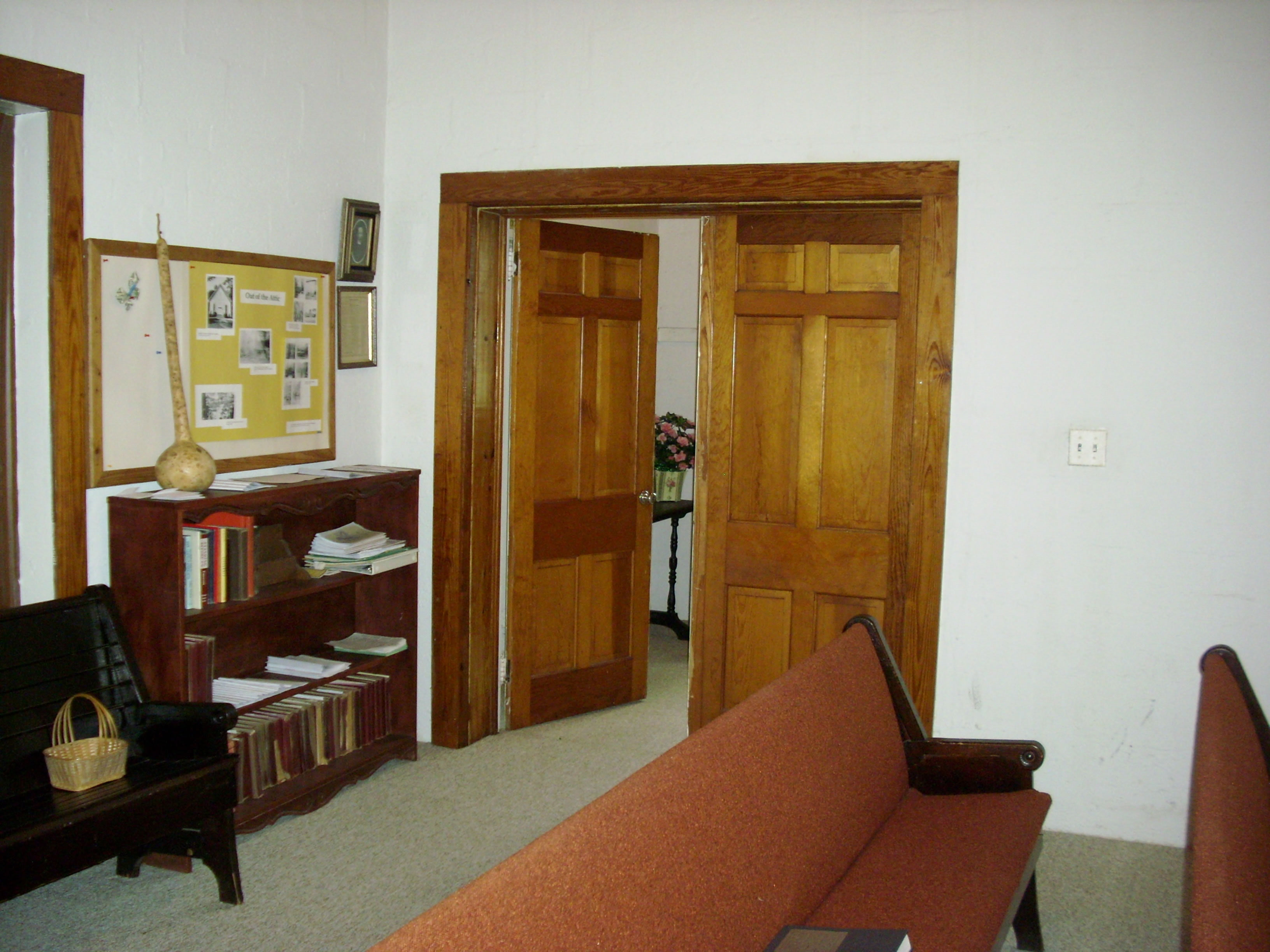 Photo "Tour" / View of the Sanctuary door from inside Sanctuary.JPG